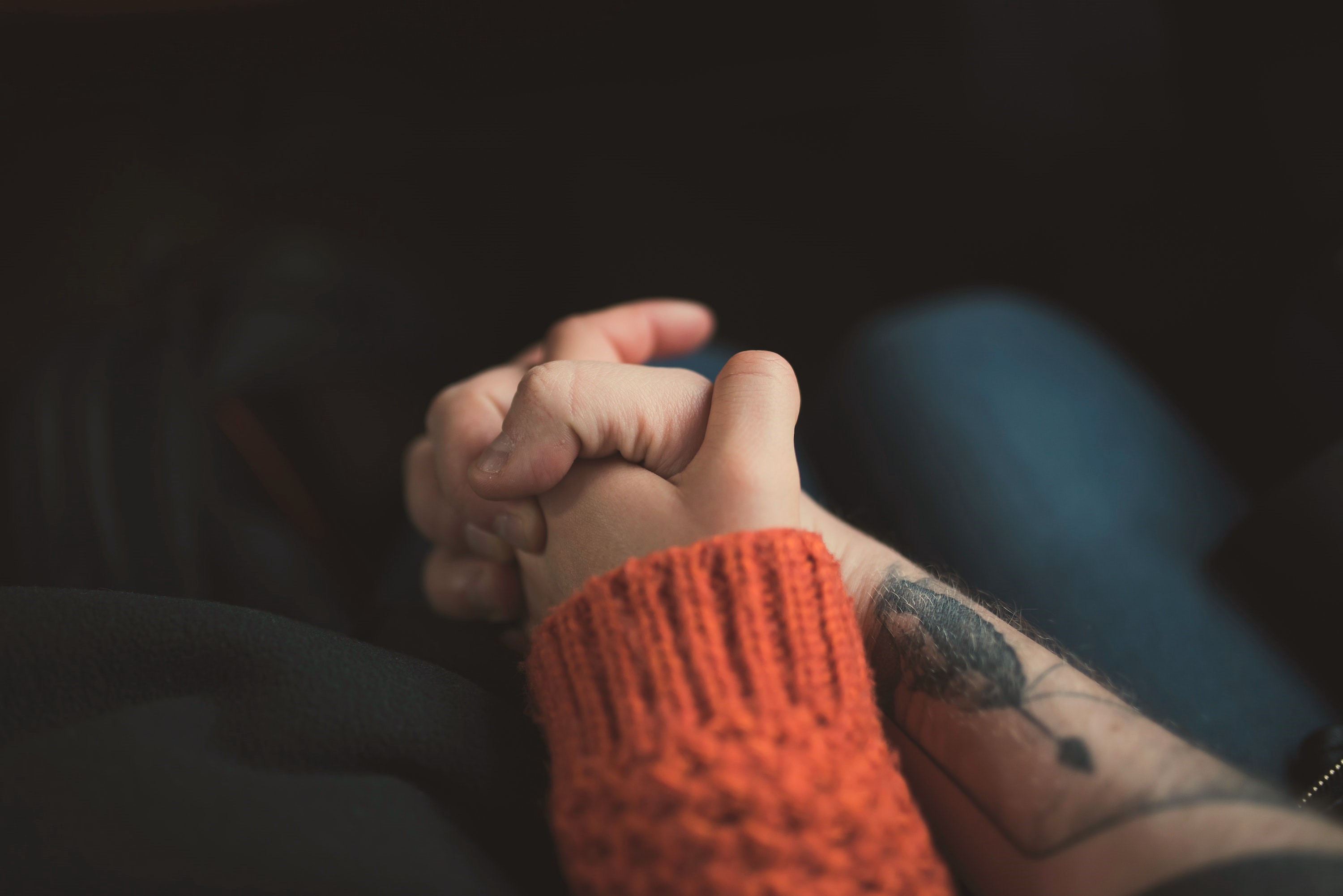 Los 4 tipos de apego: descripción y ejemplos | PSIQUÉ